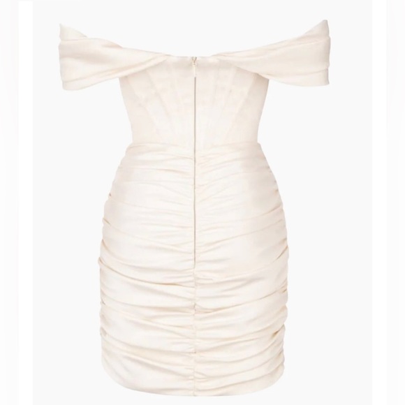 inamore | Dresses | Nwt Inamore Carmen Off The Shoulder Corset Dress ...